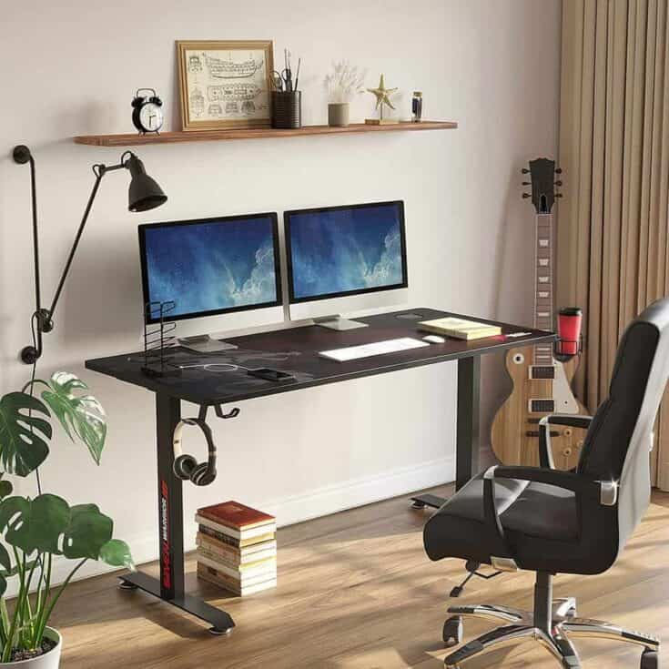 Minimalist Gaming Setup Ideas | StreamerStartup